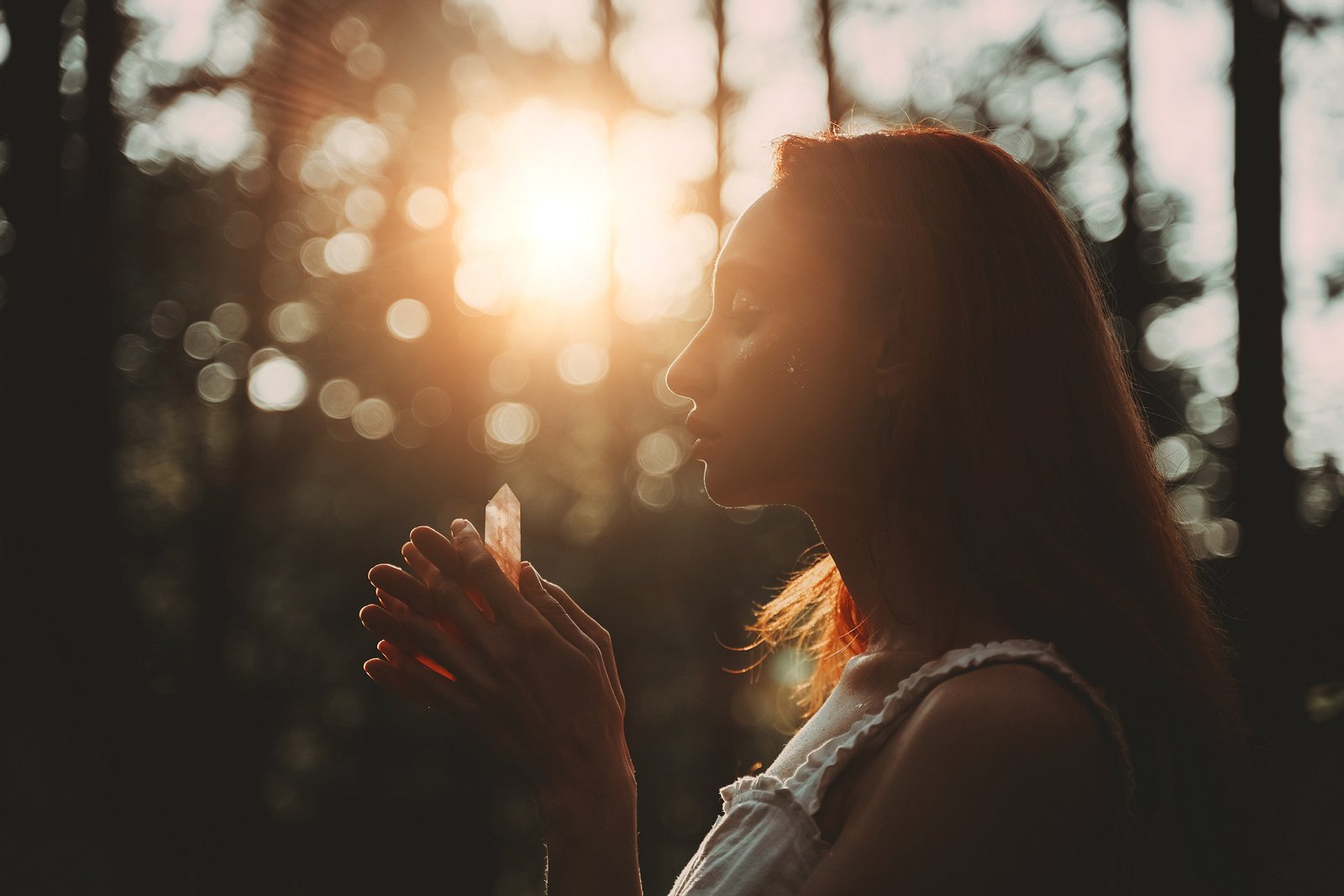Edelsteine für das Herz und die Selbstliebe | happinez Edelsteine für das Herz und die Selbstliebe | happinez